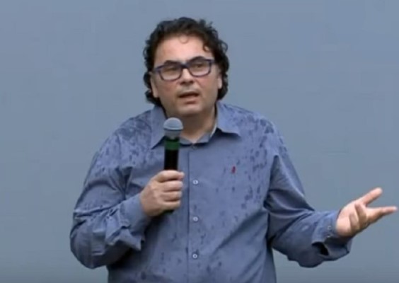 Shkarkohet nga detyra drejtori i Teatrit Kombëtar, Altin Basha - Beauty ...